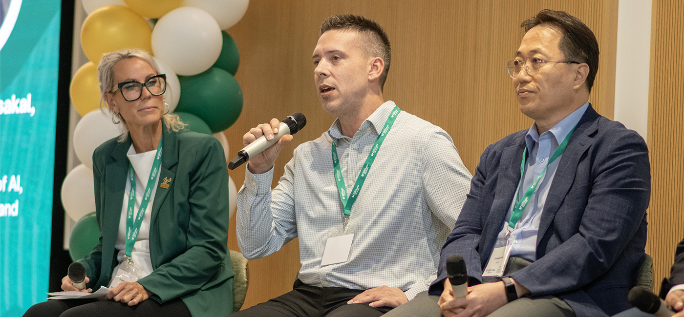 Bellini College faculty bring AI expertise to education summit
